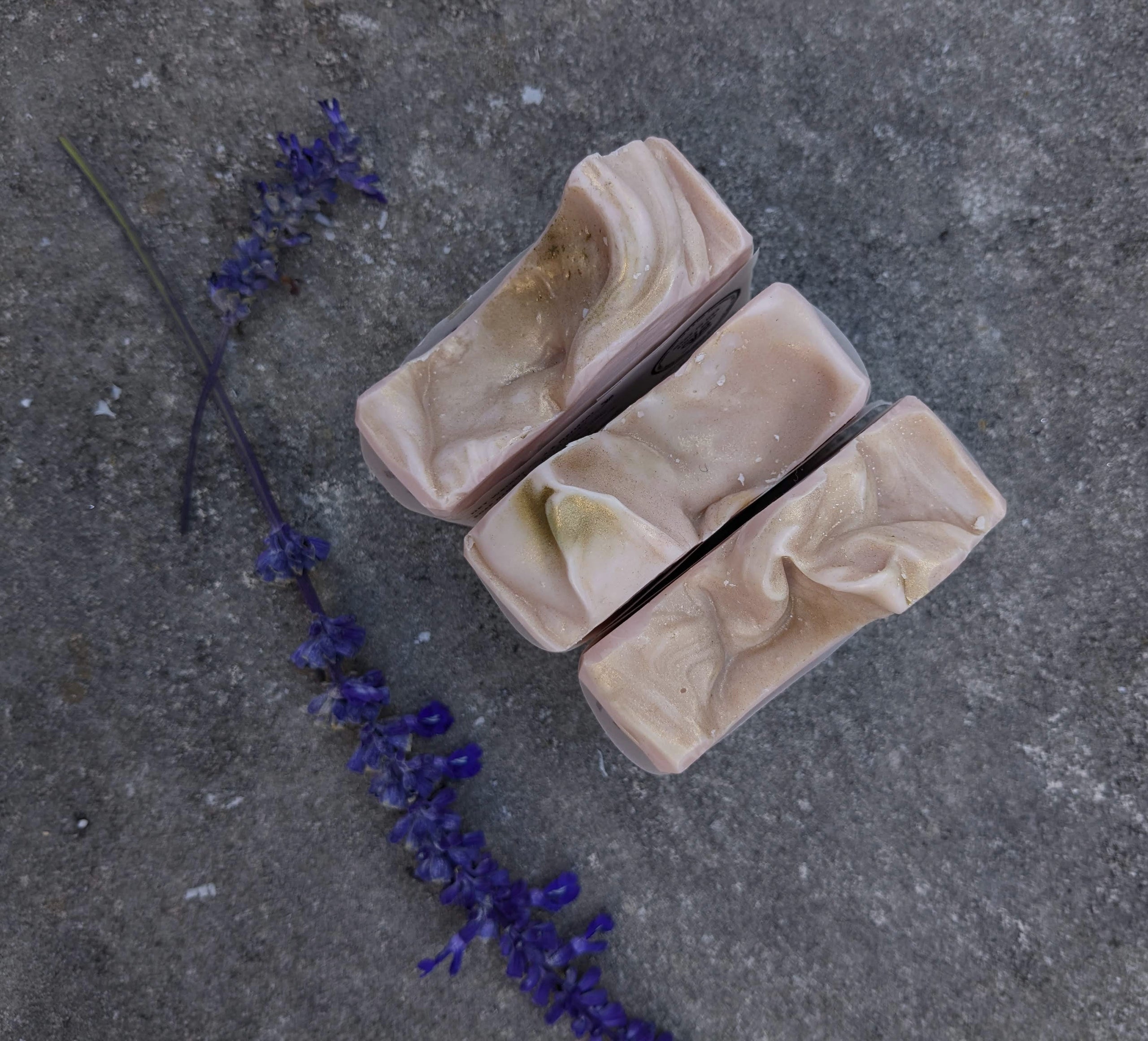 Fresh | Dusty Tree Soap